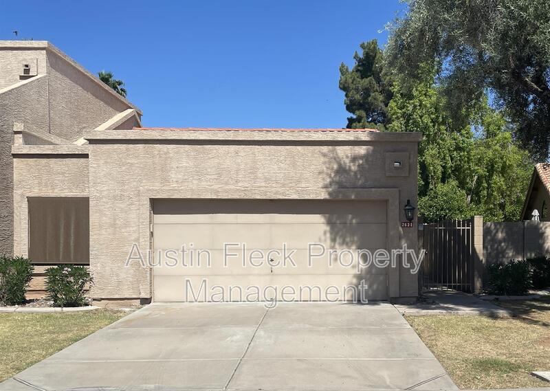 Request a Viewing for 2631 E. Carriage Ln. - Tenant Turner