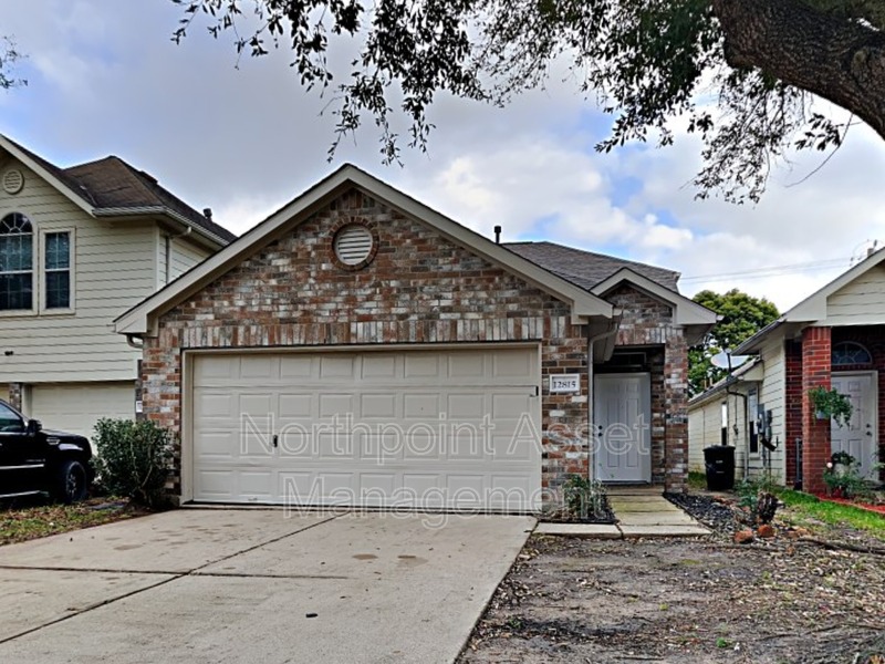 Request a Viewing for 12815 Cobden Ct - Tenant Turner