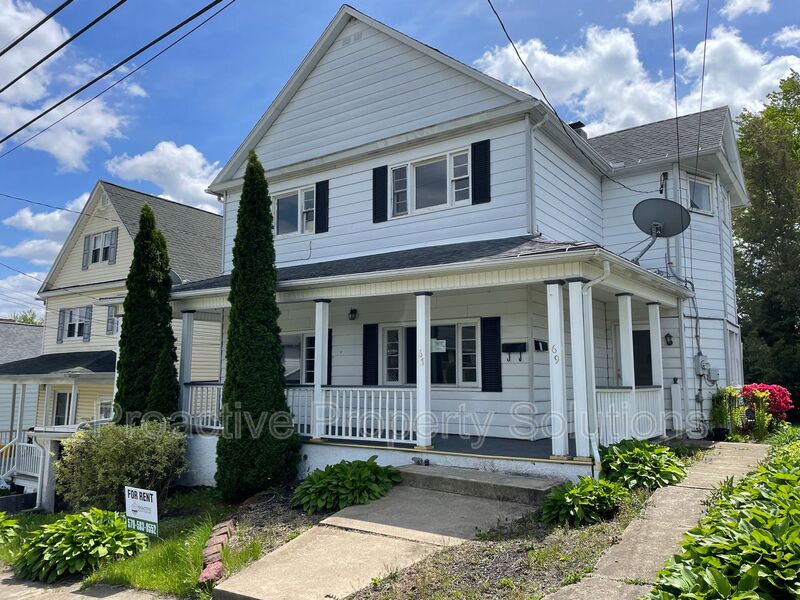 Request a Viewing for 67-69 New St, 67 New Street - Tenant Turner