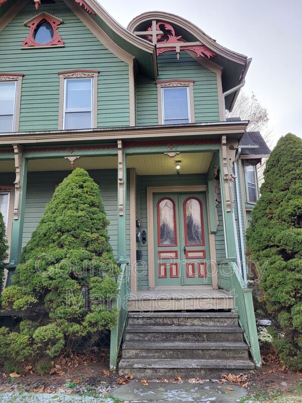 Request a Viewing for 410 Maple Ave, Apt 2 - Tenant Turner