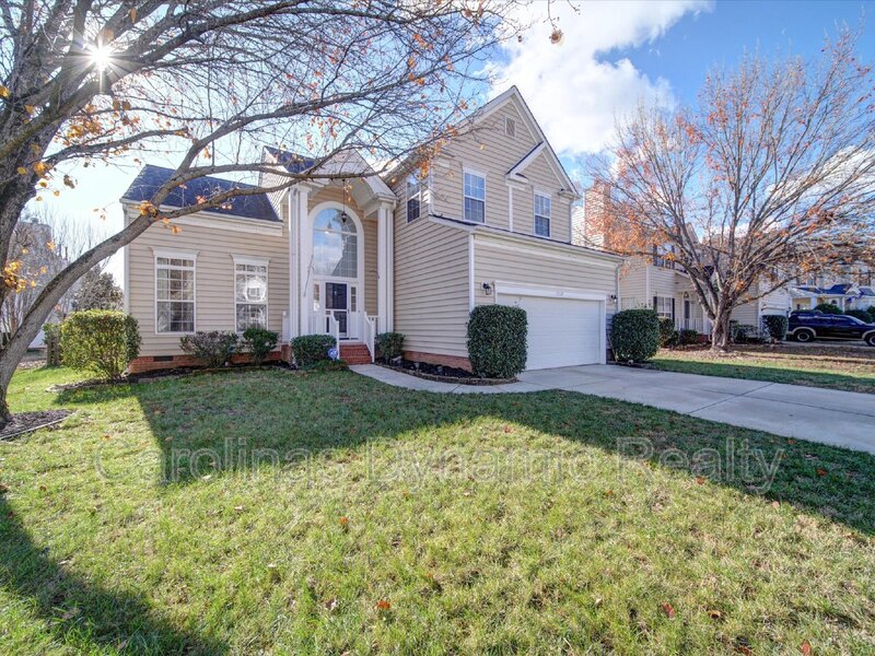 Request a Viewing for 12312 Carolina Crossing Drive - Tenant Turner