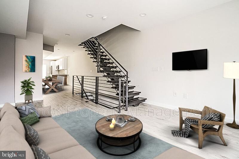 Request a Viewing for 2315 E Boston Street - Tenant Turner