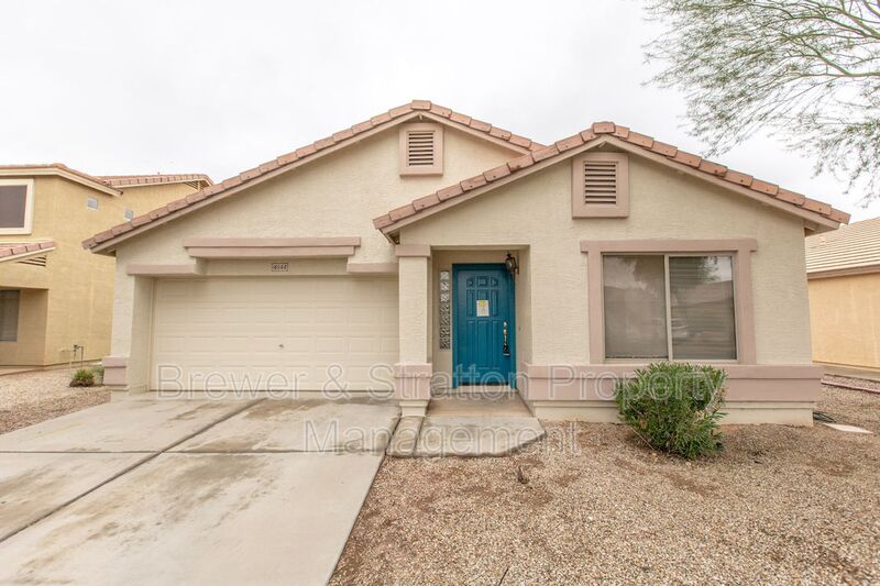 Request a Viewing for 16544 W Moreland St - Tenant Turner