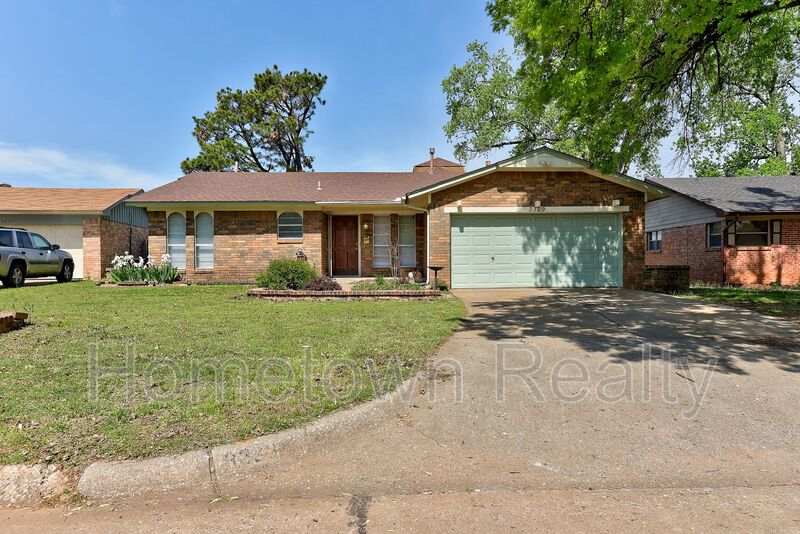 Request a Viewing for 3329 N Peebly Drive - Tenant Turner