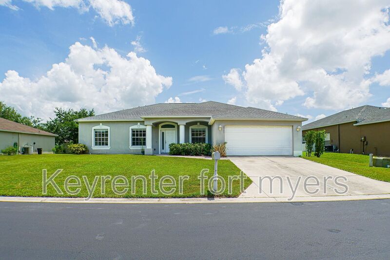 Request a Viewing for 2753 Nature Pointe Loop - Tenant Turner