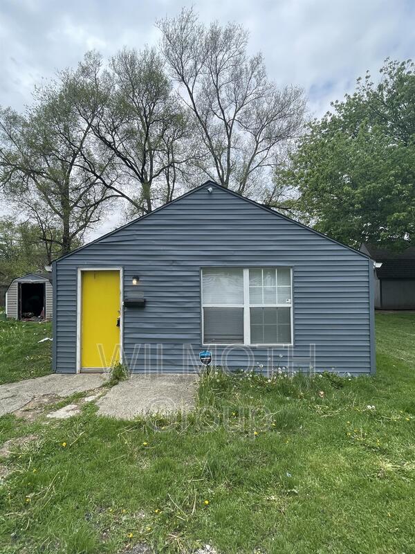 Request a Viewing for 2912 Collier Street - Tenant Turner