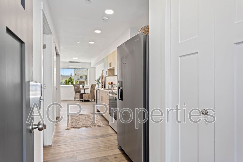 Request a Viewing for 665 E Badger Rd, #202 - Tenant Turner