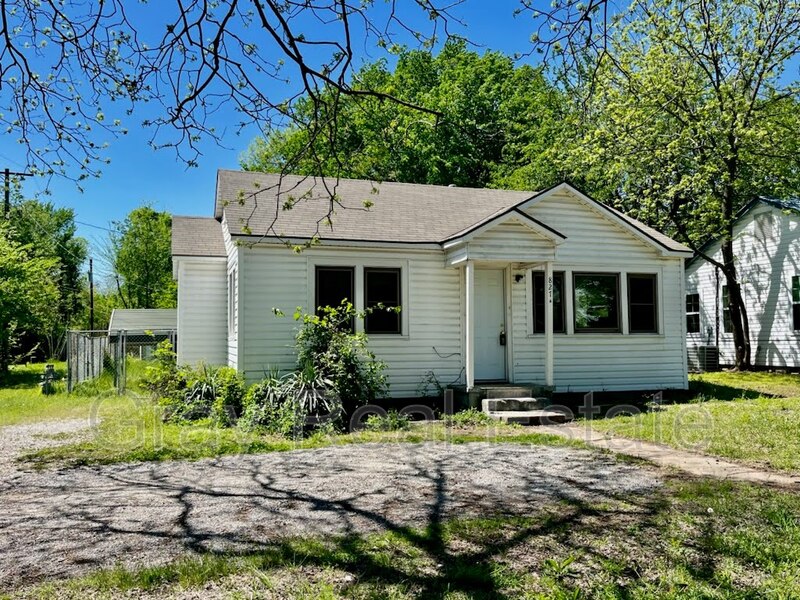 Request a Viewing for 827 North Francis Avenue - Tenant Turner