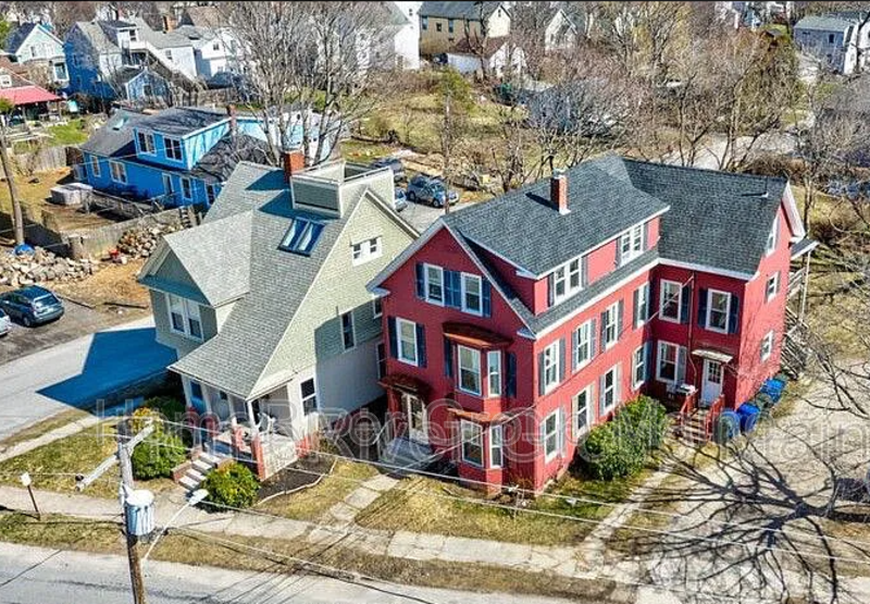 Request a Viewing for 204 High St, Apt 3 - Tenant Turner