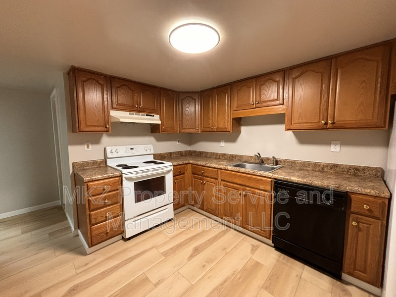 Request a Viewing for 36 Miller Ave, Basement - Tenant Turner