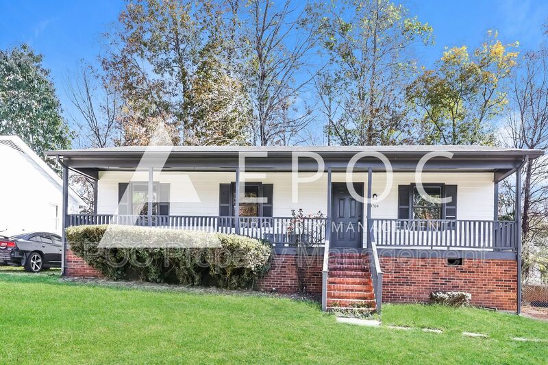 Request a Viewing for 3704 Country Ridge Rd - Tenant Turner