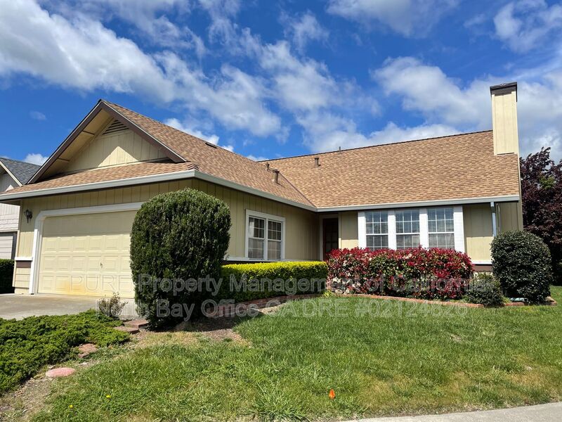 Request a Viewing for 1409 Dandelion Way - Tenant Turner