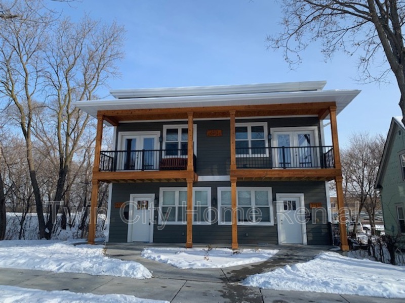 Request a Viewing for 2715 30th Ave S - Tenant Turner