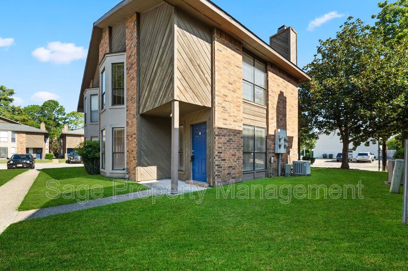 Request a Viewing for 1983 S Brightside View Dr, Apt C - Tenant Turner