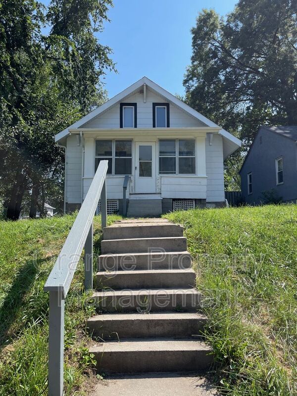 Request a Viewing for 4309 Decatur St - Tenant Turner Request a Viewing for 4309 Decatur St - Tenant Turner