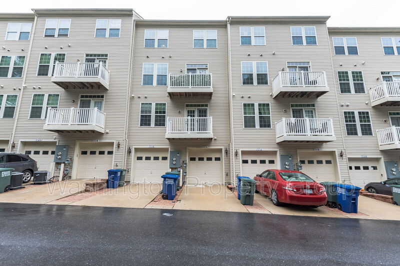 Request a Viewing for 7114 Daniel John Dr - Tenant Turner