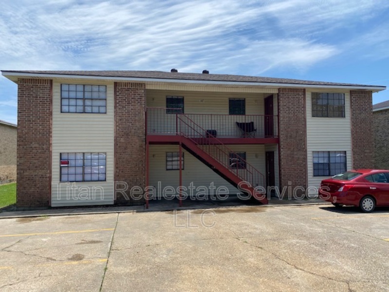 Request a Viewing for 107 Vieux Orleans Circle, A - Tenant Turner