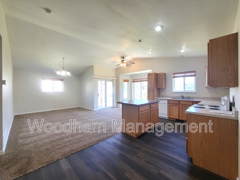 Request a Viewing for 3063 Cameahwait Street - Tenant Turner