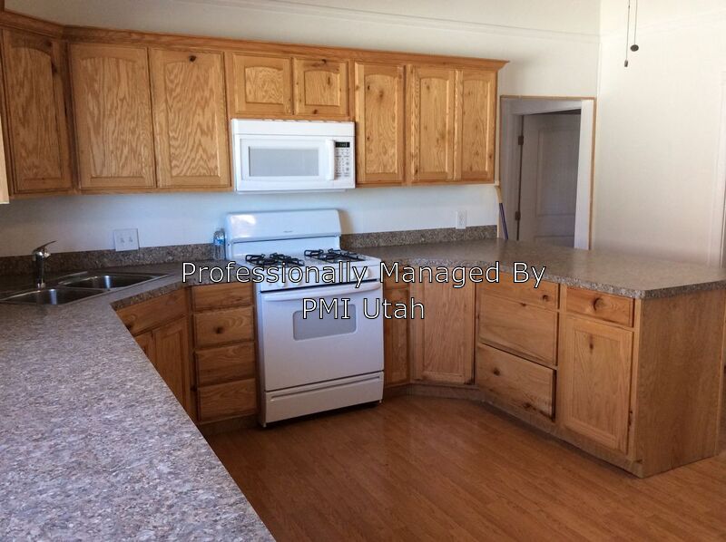 Request a Viewing for 3663 So. 5600 W. - Tenant Turner