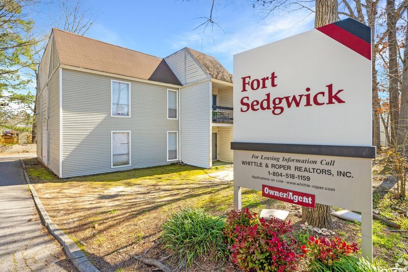 Request a Viewing for 2217 Sedgwick St, Unit H - Tenant Turner