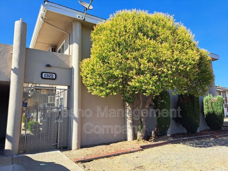 Request a Viewing for 1322 E. Bulldog Lane, Unit C - Tenant Turner